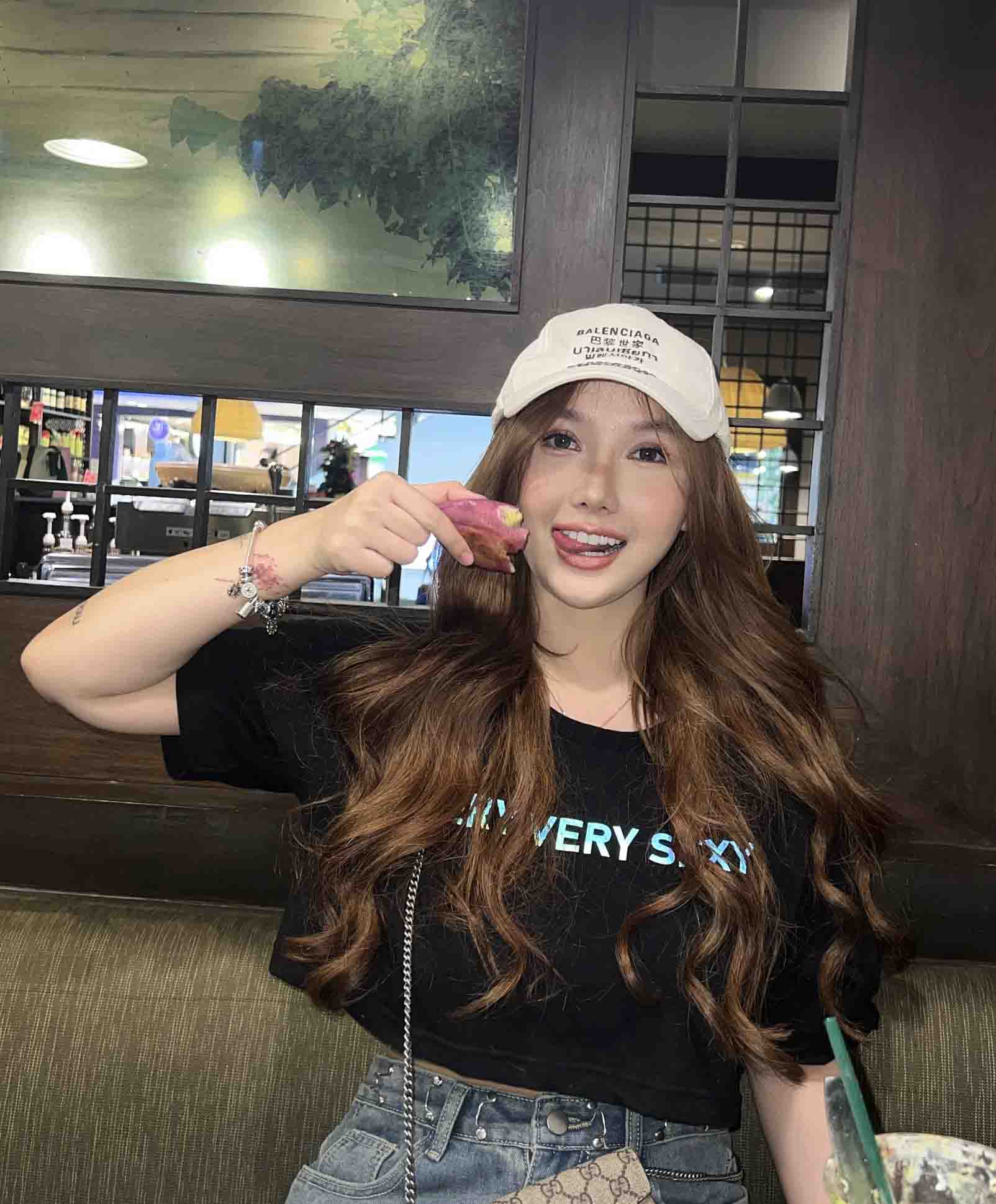 วาร์ปเด็ดๆ น้องบาร์บี้ Kanya Onlyfans แซ่บสุดซี้ด สวย น่ารัก สไตล์เกาหลี